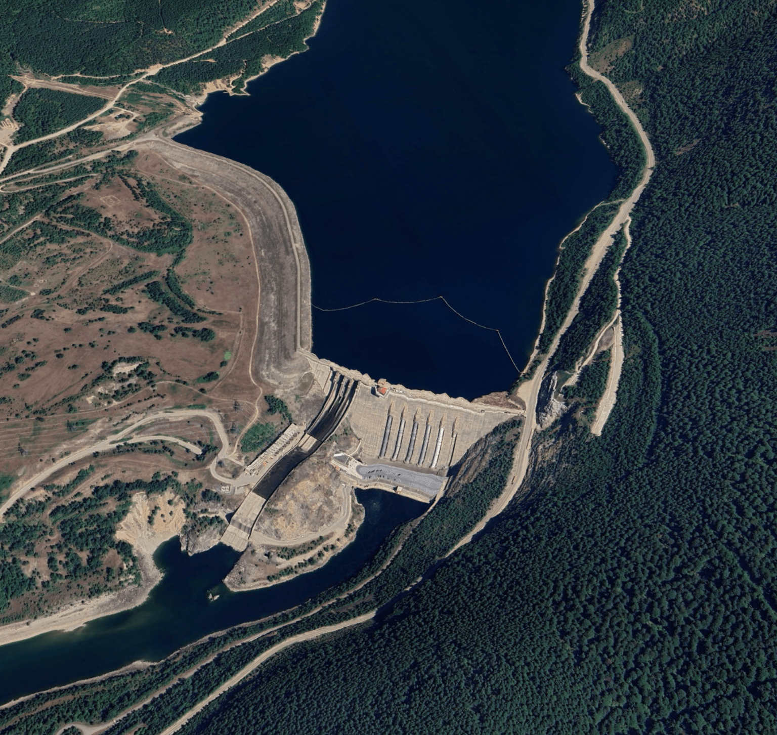 Dam safetyRevelstoke Dam - TRE ALTAMIRA - A CLS Group Company